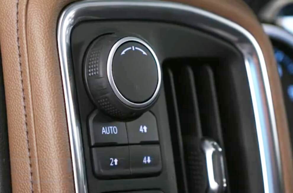 How Do You Engage 4 Wheel Drive Of a Chevy Silverado? | Enhancejeep